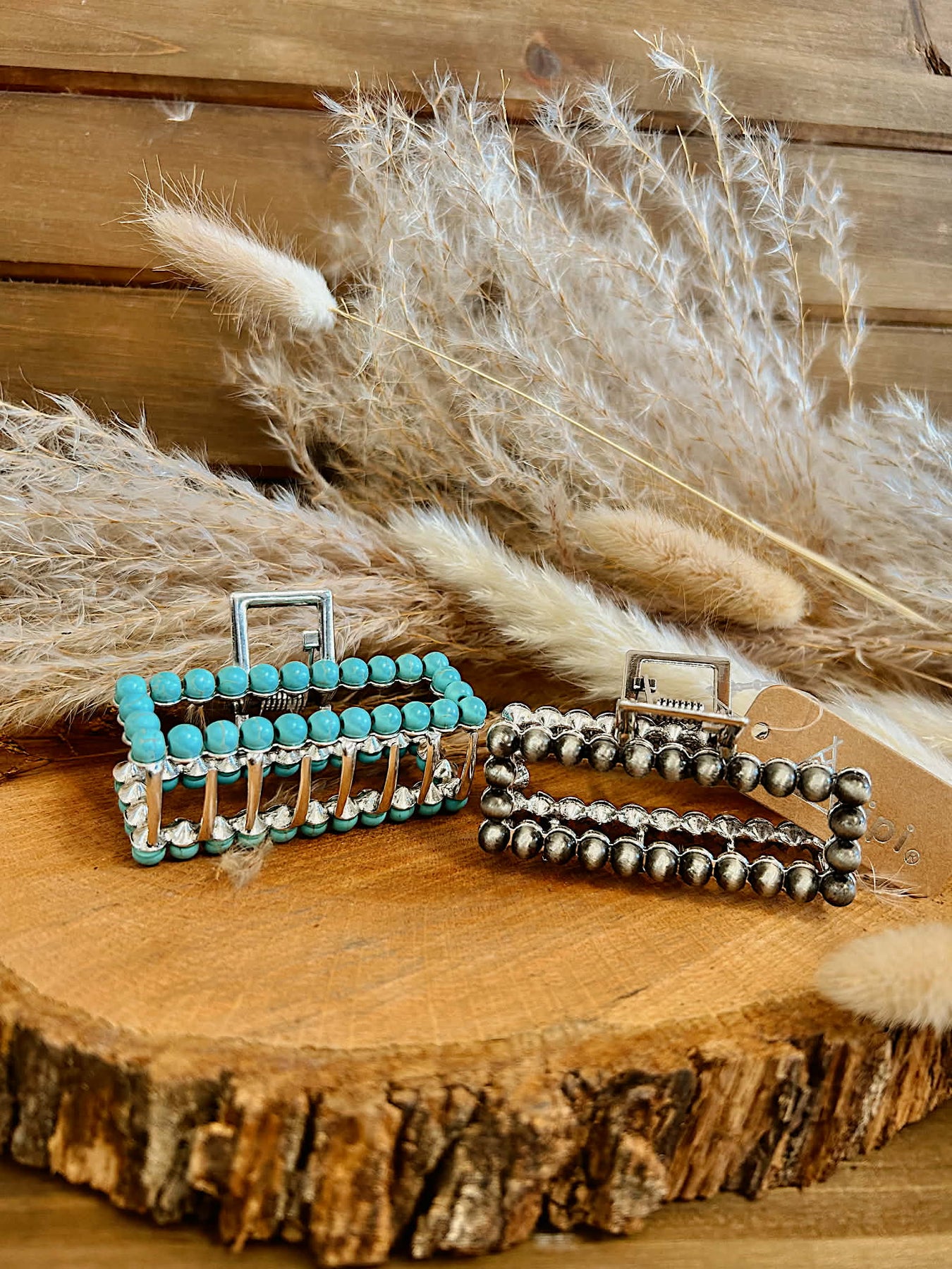 The Sasha Sorrel Hairclip – Shop The Pug