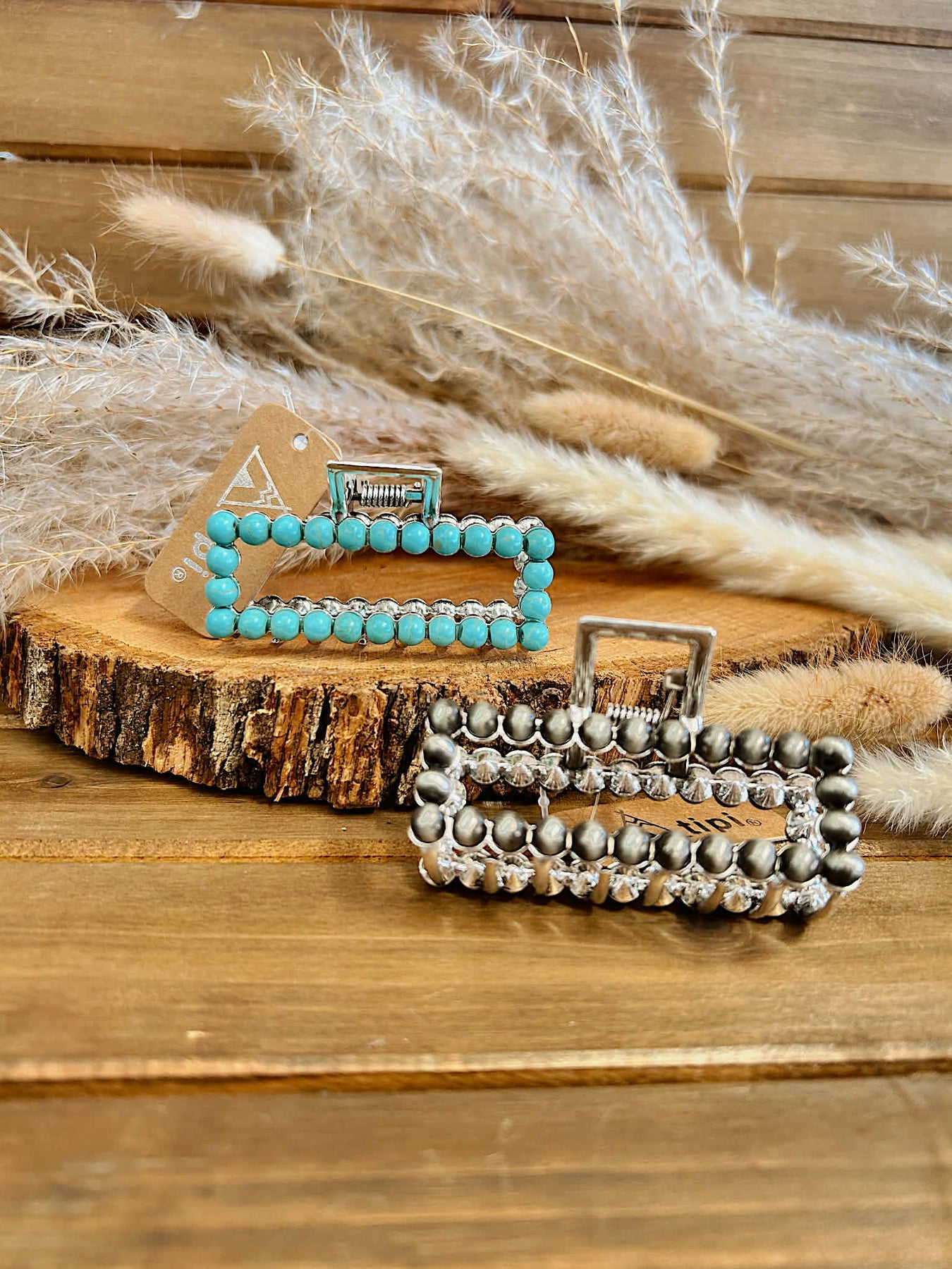 The Sasha Sorrel Hairclip – Shop The Pug